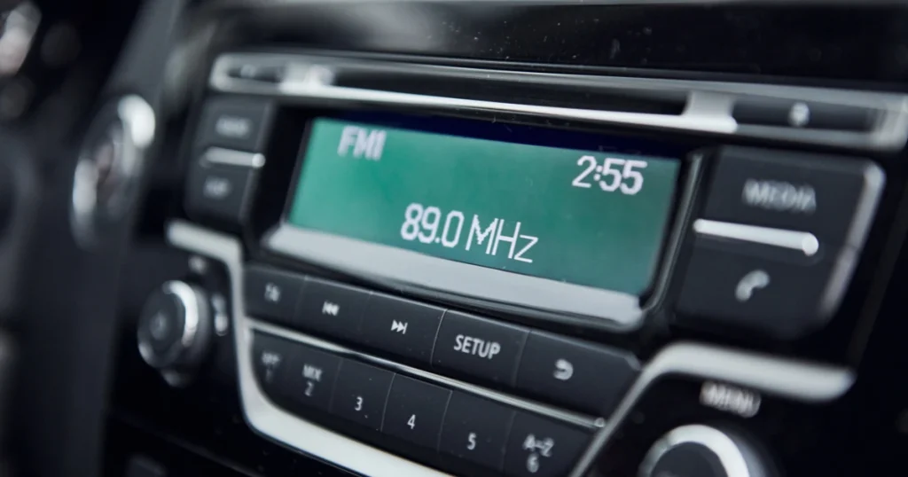 Indonesia DJID plan of a new technical regulation for broadcast radio receivers in car head ...